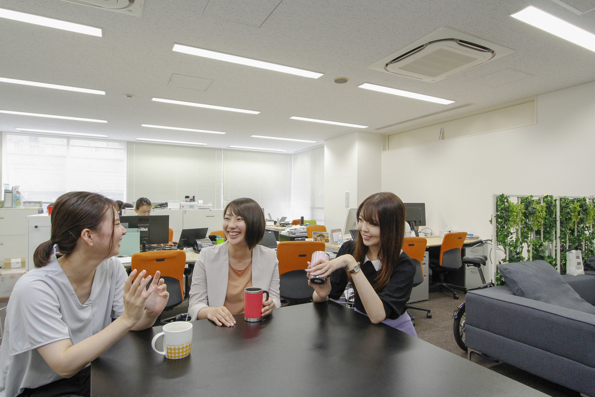 INTLOOPの新卒採用・会社概要とクチコミ｜就活サイト【ONE CAREER】